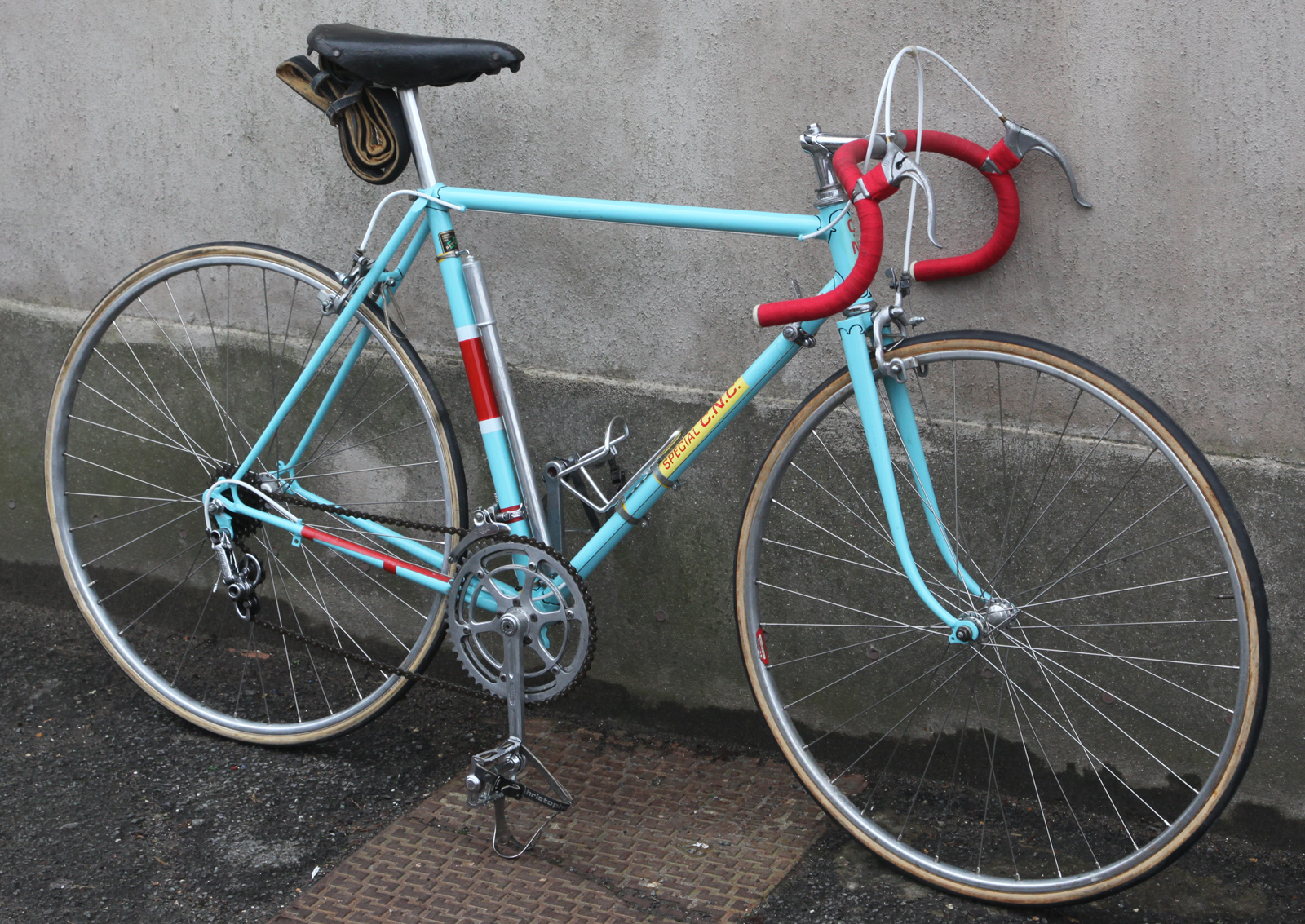 Rear dropout width: 120mm